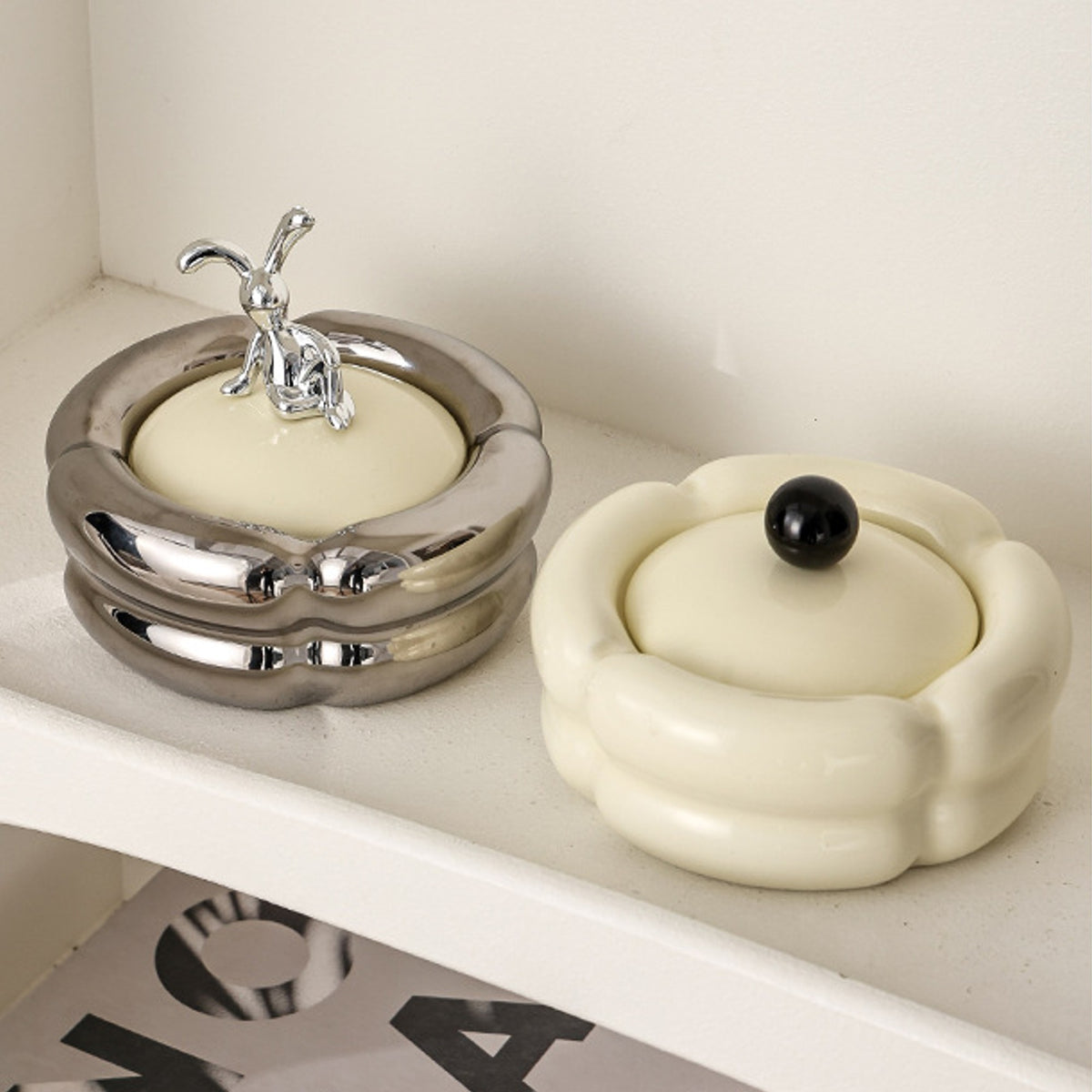 Outdoor Ashtray with Lid Ceramic Cream White Silver – Ashtray Planet