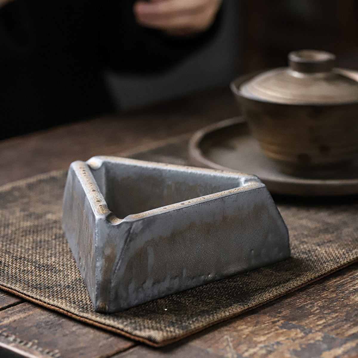Minimalist Vintage Ceramic Ashtray Triangle – Ashtray Planet